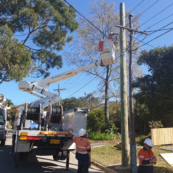 Pole Installation - Switch Australia - Level 1 ASP - Level 2 ASP
